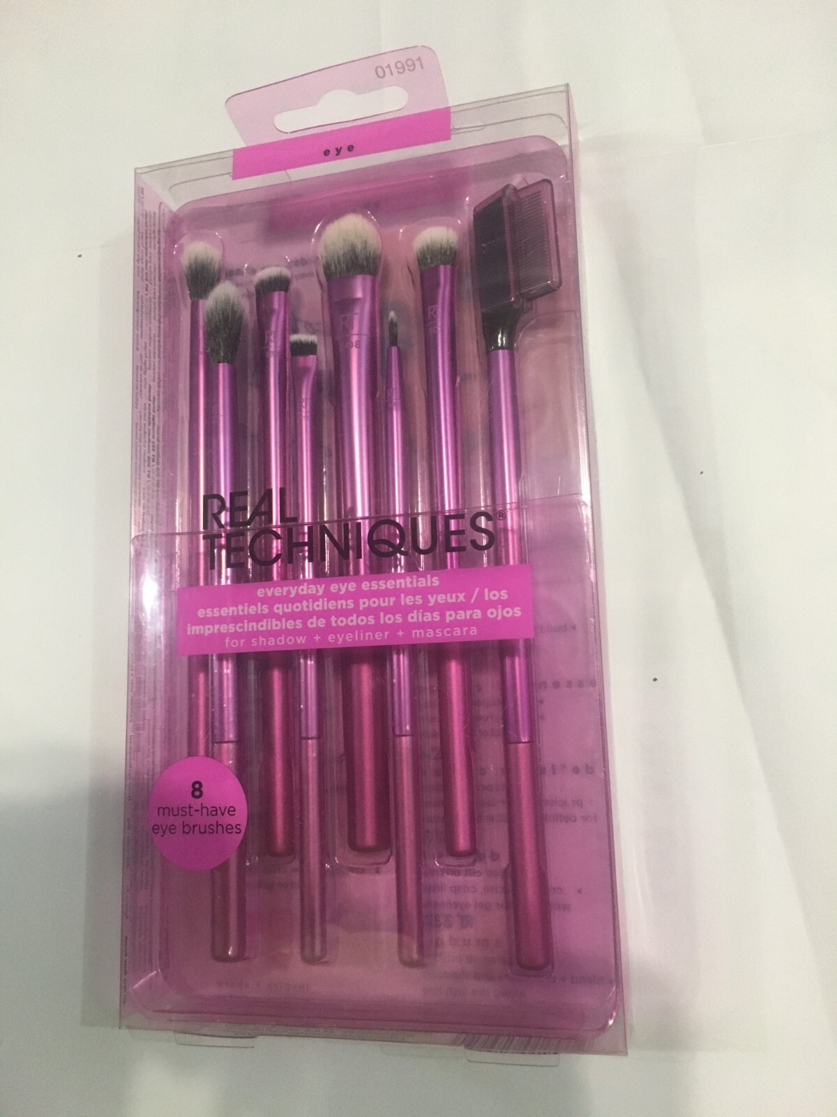 Real Techniques Everyday Eye Essentials Kit- 8pcs in 1 Park for sale ...