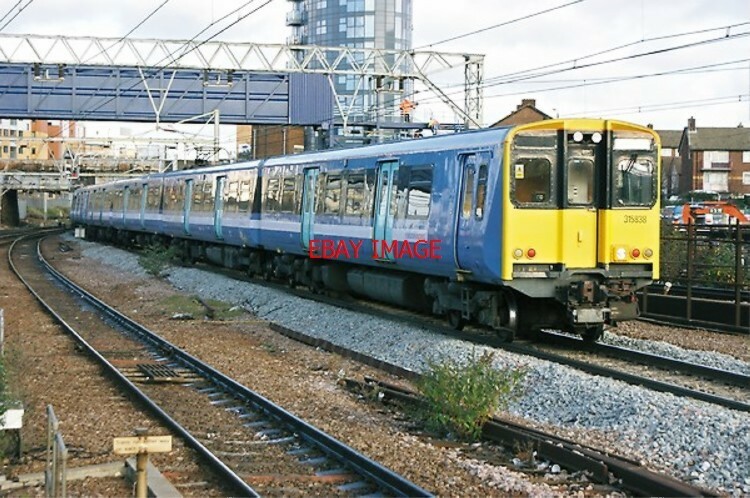 PHOTO CLASS 315 4-CAR EMU NO 315 838 APPROACHING STRATFORD ON A ...