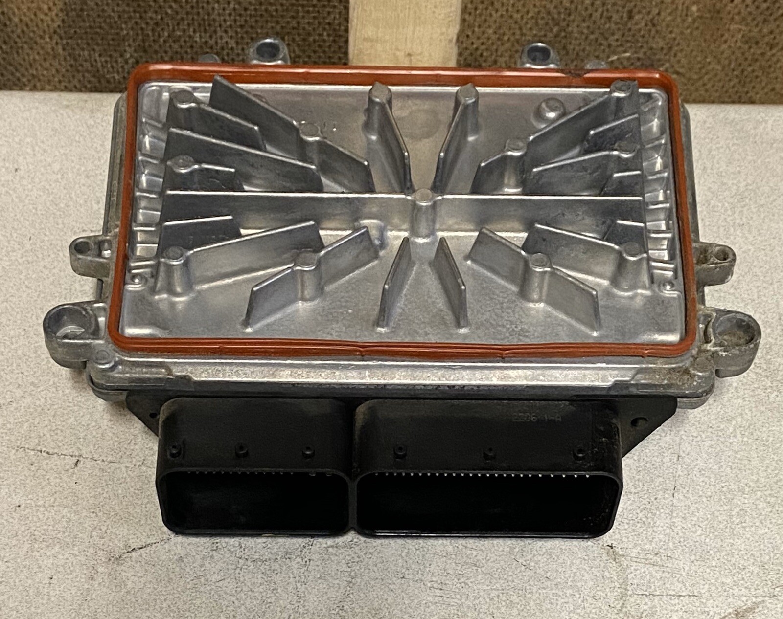 2007 - 2013 VOLVO C30 2.5t FWD ECU ECM Brain Engine Computer Control ...