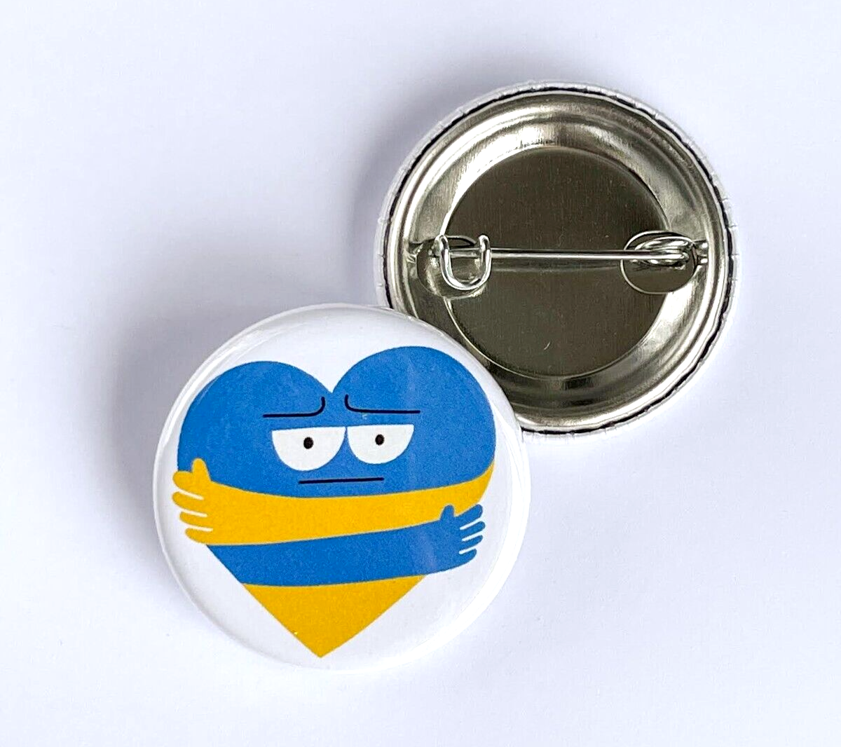 Support Ukraine pin metal badge, 32 mm, Heart in Ukrainian Flag Color ...