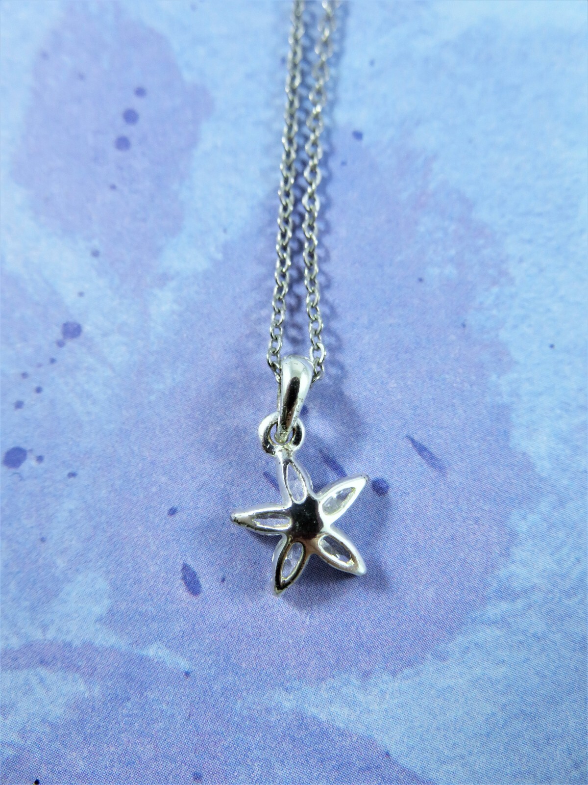 Dainty Clear Crystal Flower Petals Charm Necklace Silver Tone On 17.5 ...