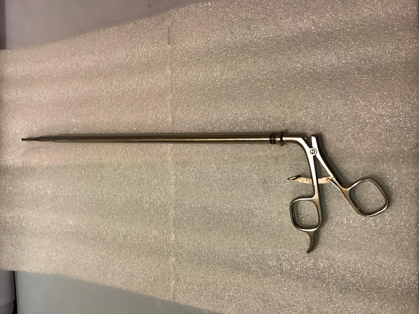 Snowden-Pencer 88-9535 Laparoscopic Ratcheted Handle Fenestrated ...