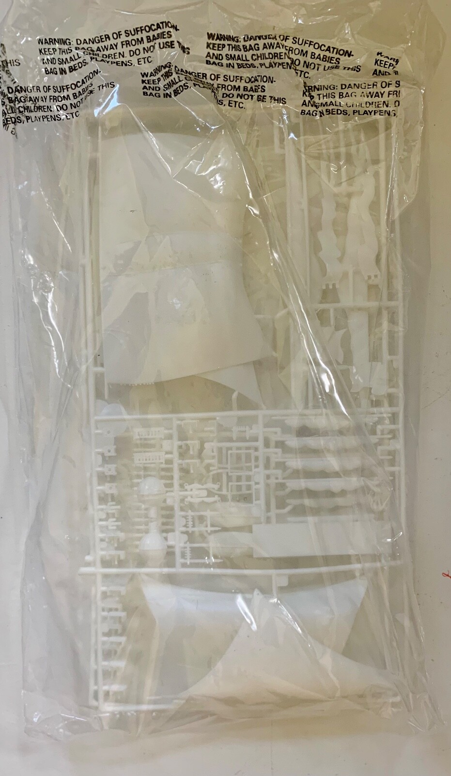 Collectible Lindberg Models Sir Henry Morgan model ship is unmade ...