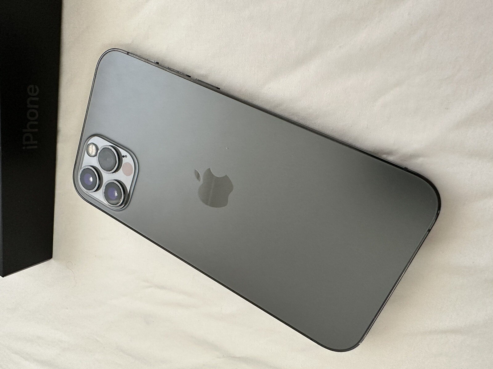 Apple iPhone 12 Pro - 128GB - Graphite (Unlocked) - Great Condition ...