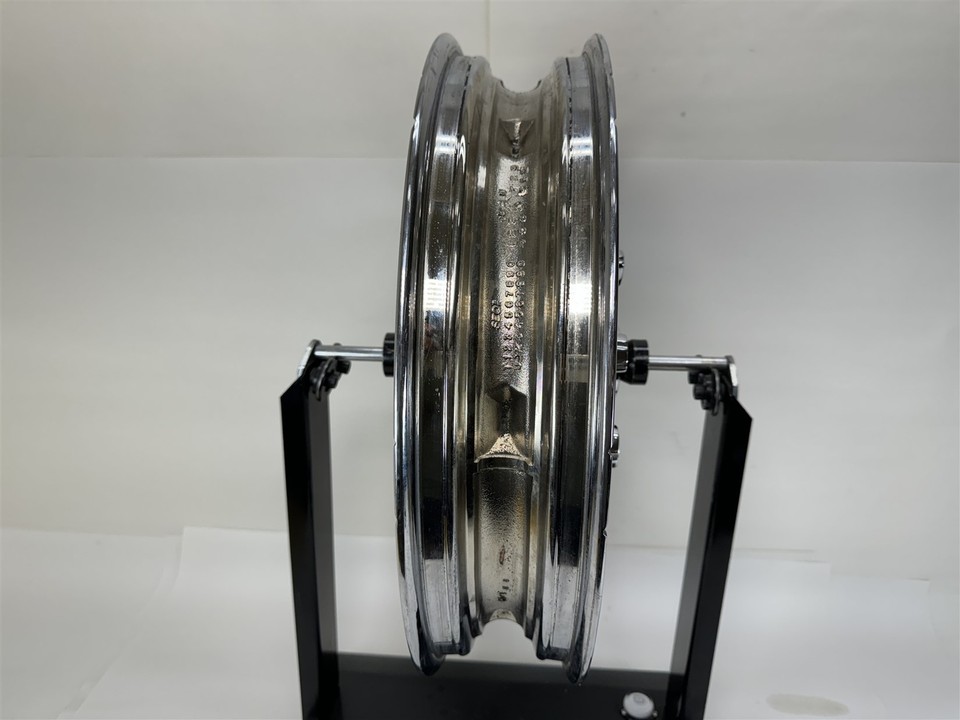 Harley-Davidson 2011 Road Glide CVO Wheels Agitator Chrome F 18x3.5 R ...