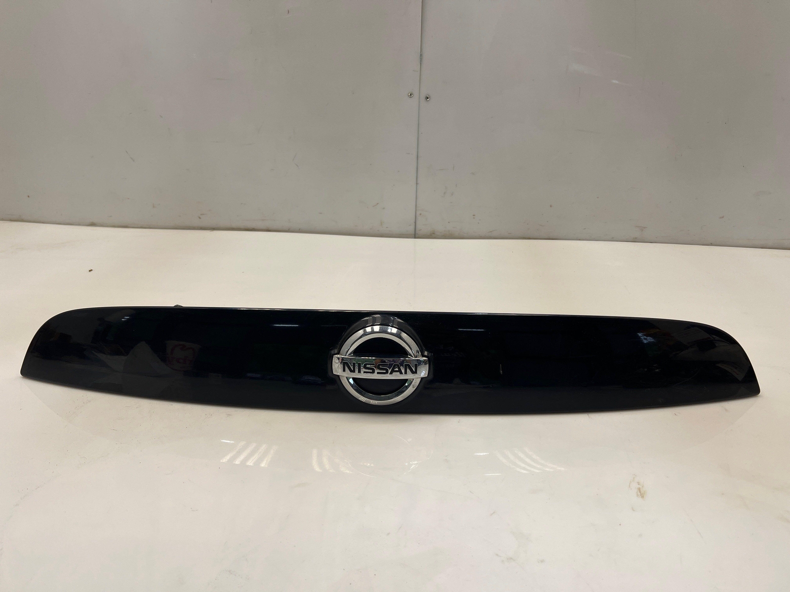 11 - 15 Nissan Juke Liftgate Finish Panel Black B20 OEM 90810-1KU0D | eBay