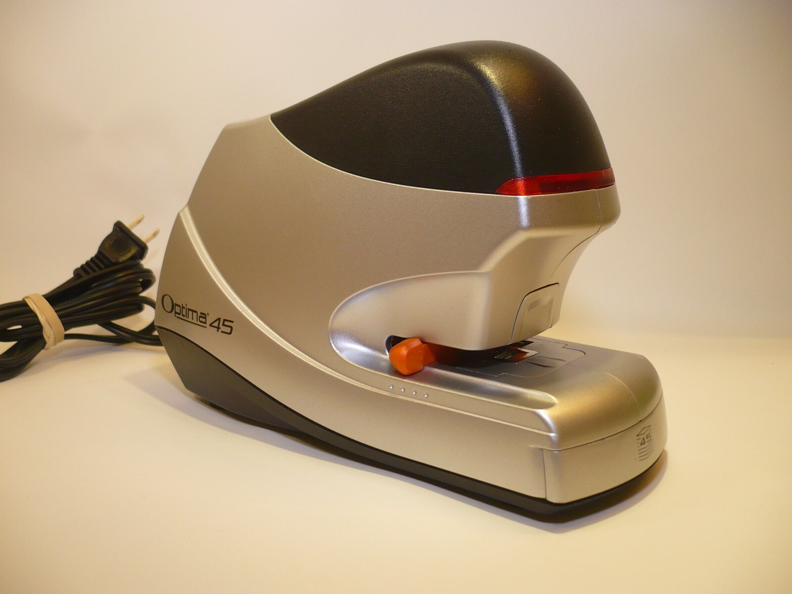 Swingline 48209 45-Sheet Capacity Optima 45 Electric Stapler - Silver ...