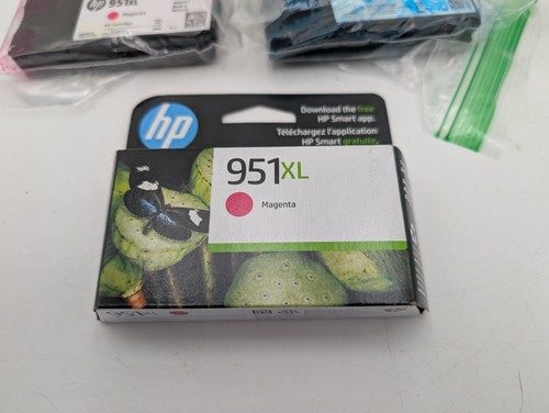 HP 951XL Magnetan Ink Cartridge OEM, Expires August 2025, New + EXTRAS ...