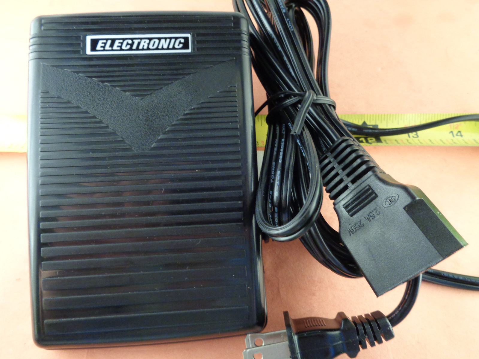 FOOT CONTROL PEDAL PFAFF Hobbylock 4764 SINGER 14U12A, 14U22A, 14U52A ...