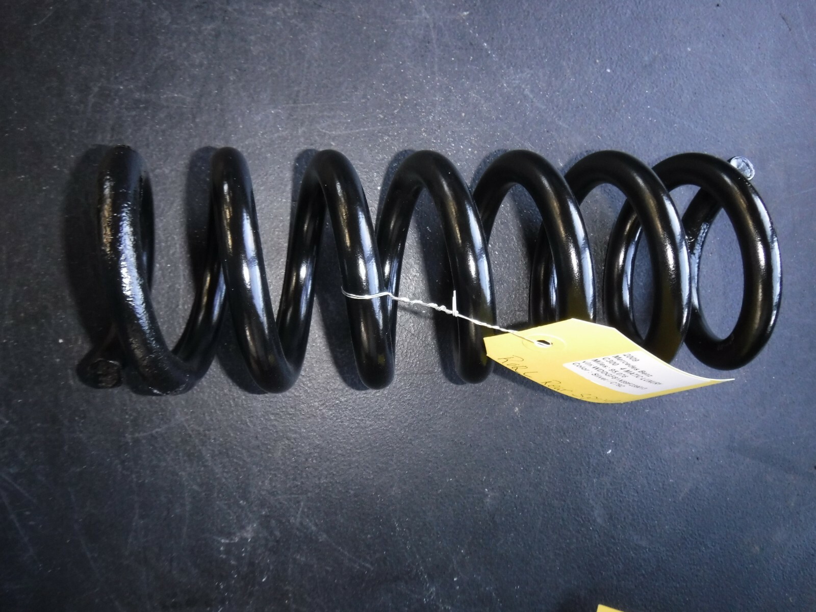 2009 09 MERCEDES C300 W204 SEDAN REAR SPRING SUSPENSION COIL D40 | eBay