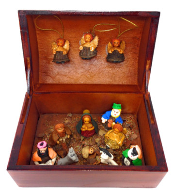Unique Vintage Handmade Mini Nativity Manager Scene in Wood Box from ...