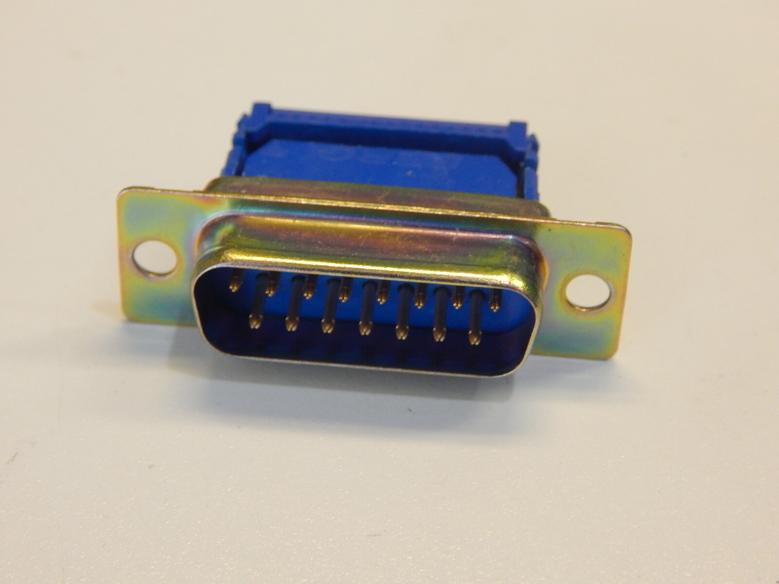 BERG 15 PIN DSUB MALE CONNECTOR - LOT OF 201 CONNECTORS | eBay