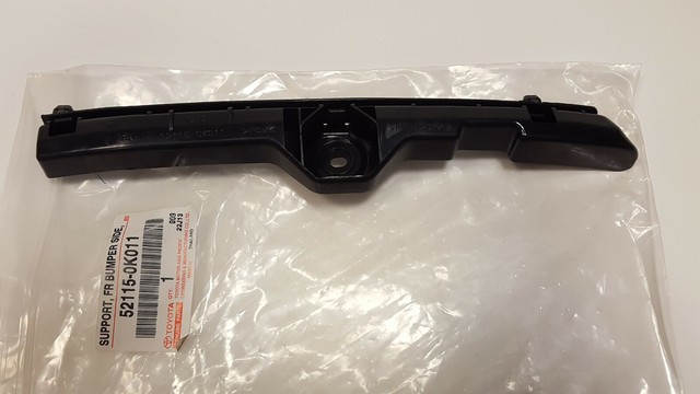 Toyota HILUX 05 - 10 FR Bumper Side Bracket RH 52115-0k011 521150K011 ...