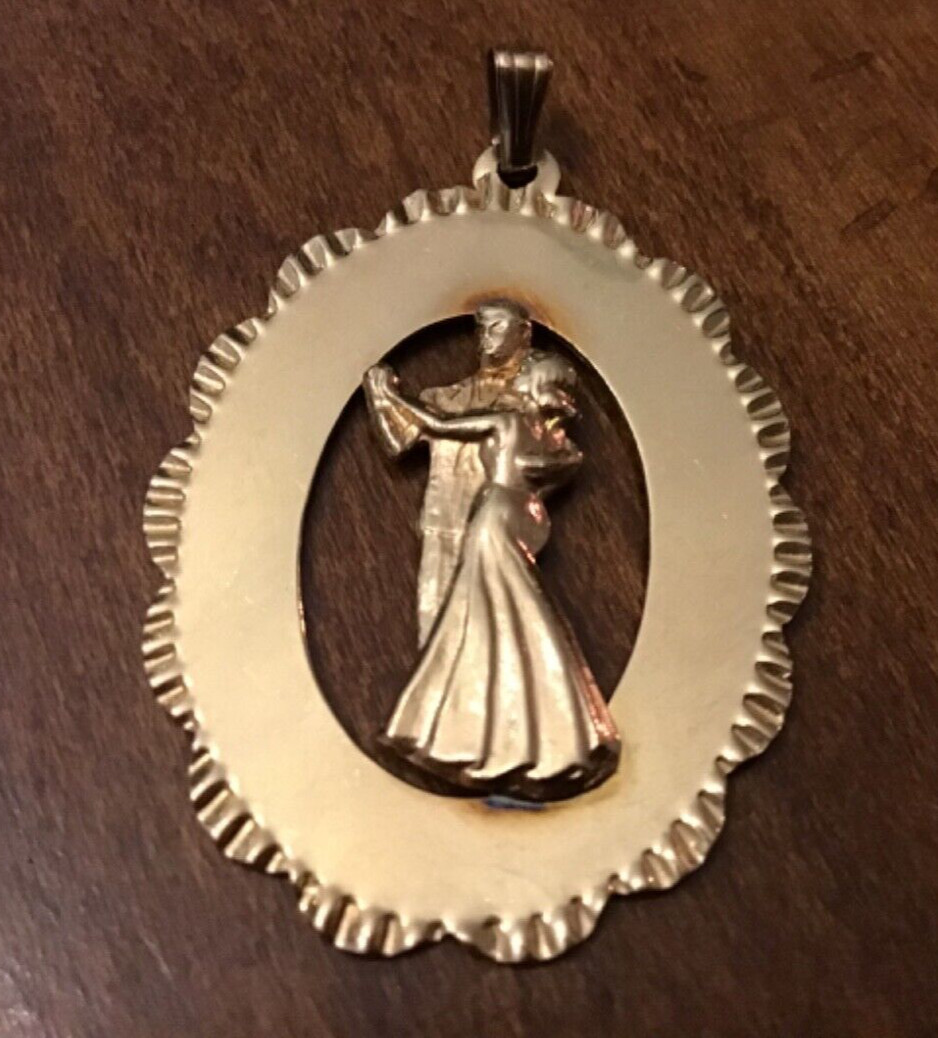 14k gold elegant dancing couple vintage charm - Gem