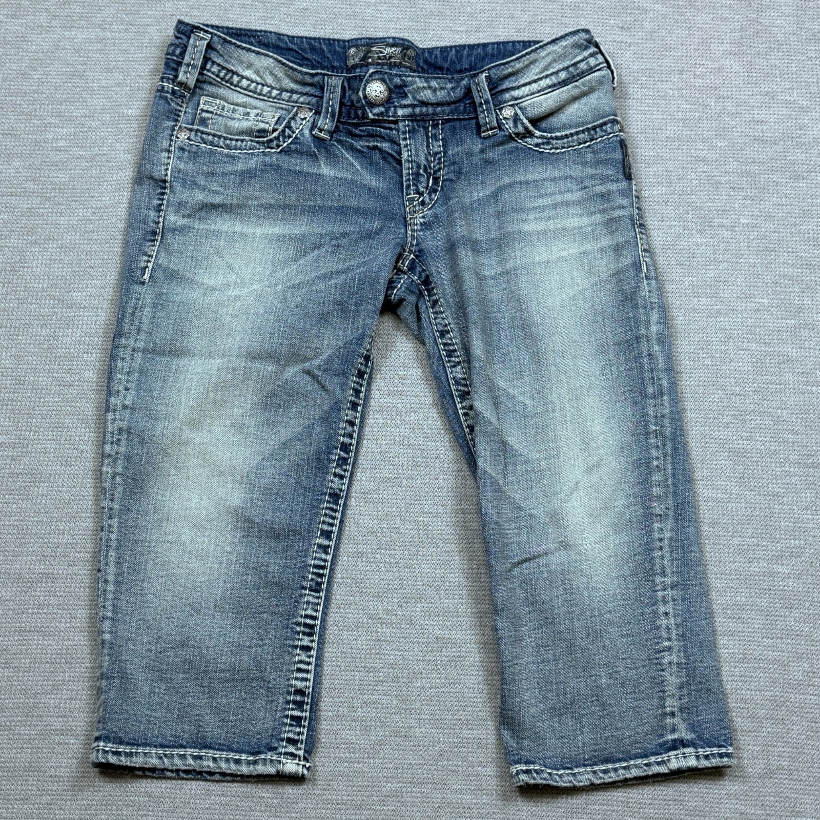 Silver Tuesday Crop Womens Blue Denim Capri Jeans Low Rise Light Wash ...