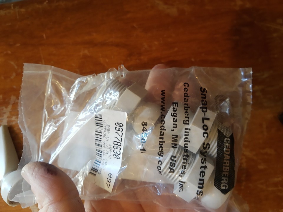 NEW HUGE LOT Cedarberg Snap Loc Fittings Hose Nozzle Adapter 1/2 ...