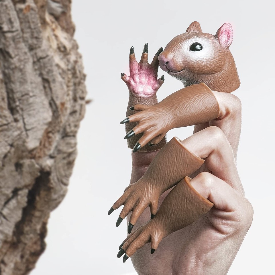 AQKILO Squirrel Finger Puppet, Tiny Hands Theater Prop, Funny Gag Gift ...