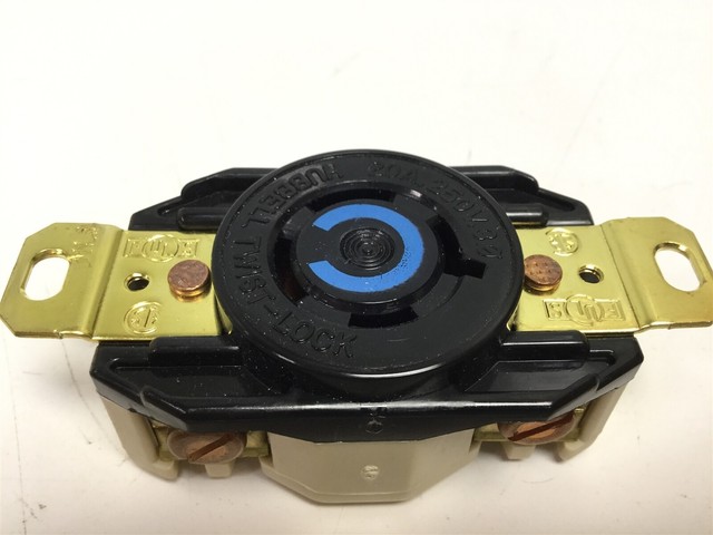 Hubbell Twist Lock 20a 250 VAC 3 Poles Receptacle HBL2420 for sale ...