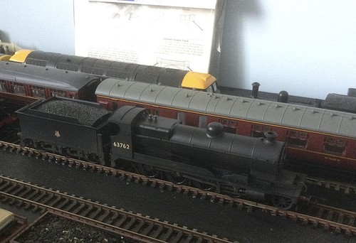 Bachmann 31-004a OO Gauge Robinson Class O4 63762 BR Black Early Emblem ...