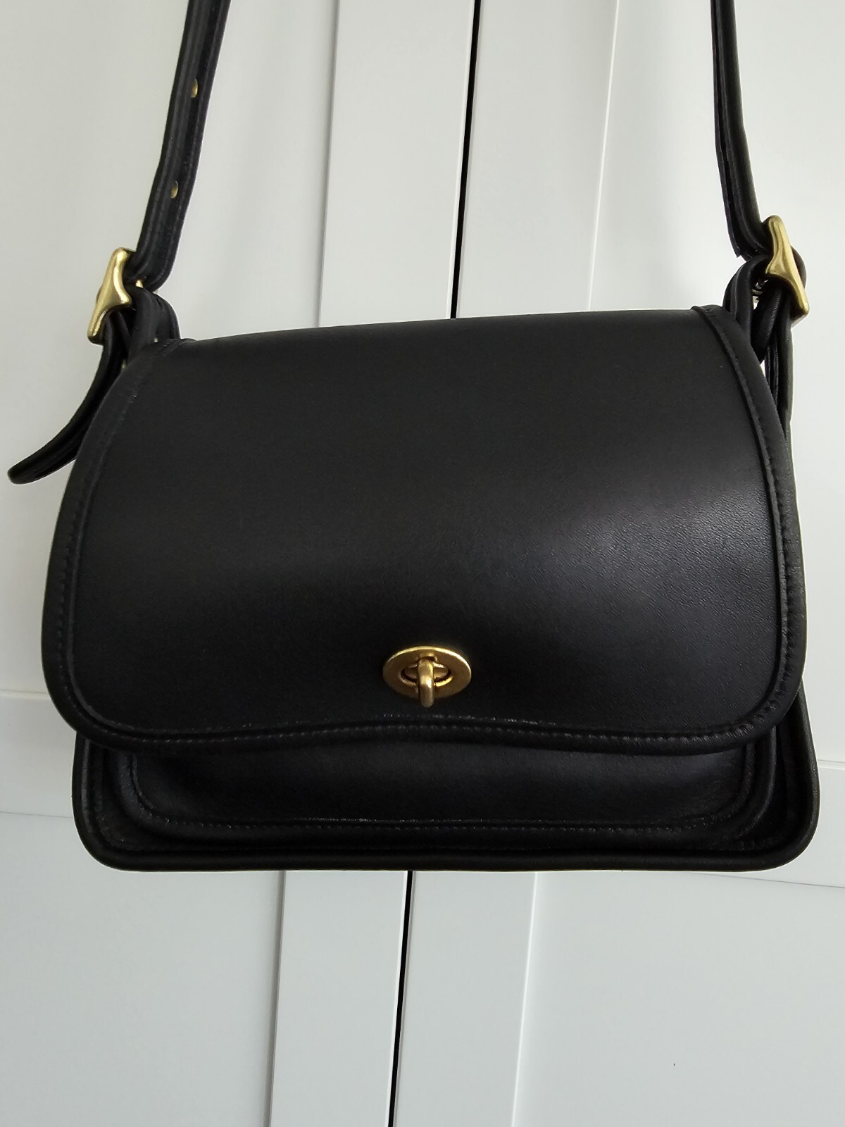 Vintage EUC Coach Rambler Black Leather Crossbody Han… - Gem