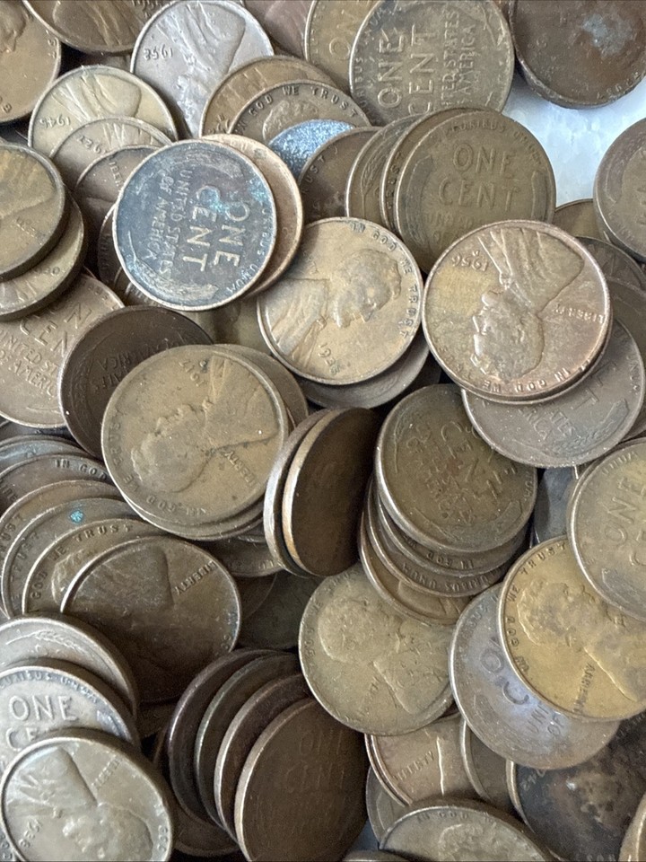 Lincoln Wheat Cents 1000+, Coins In Photo are Coins received. Free ...