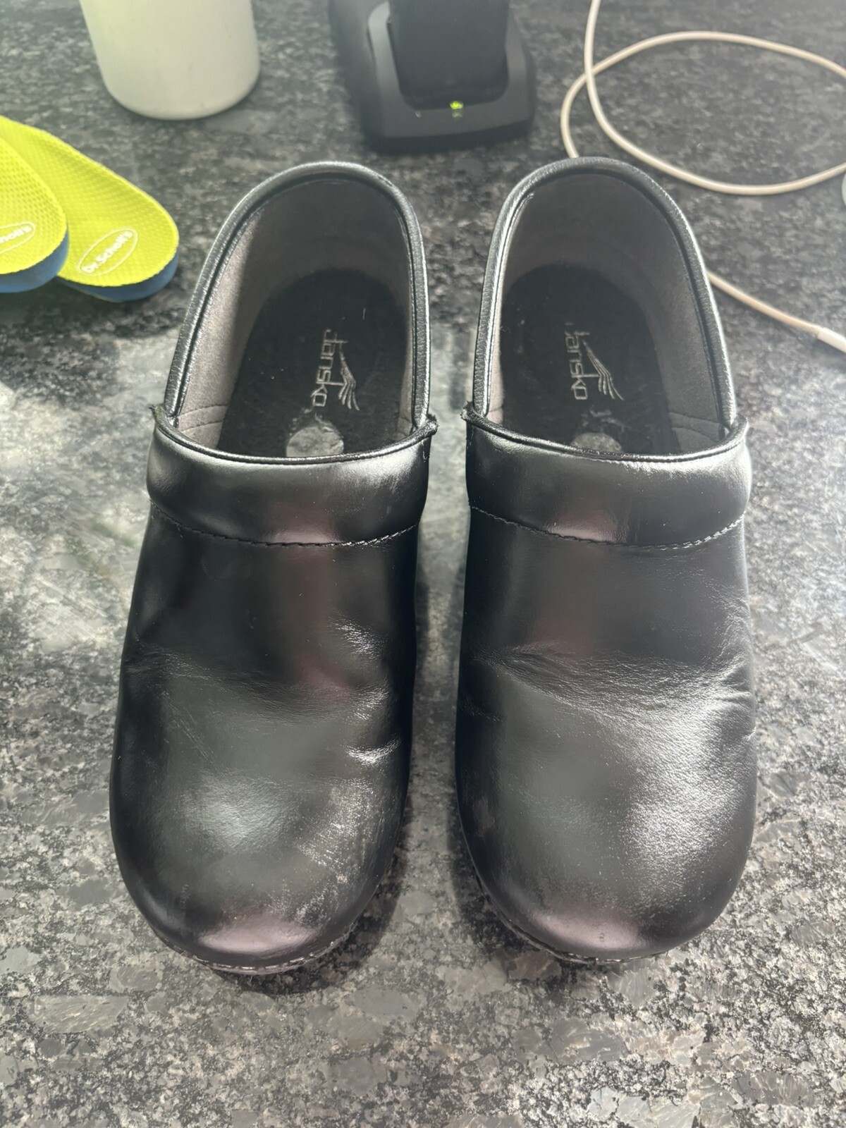 dansko 37 clogs - Gem