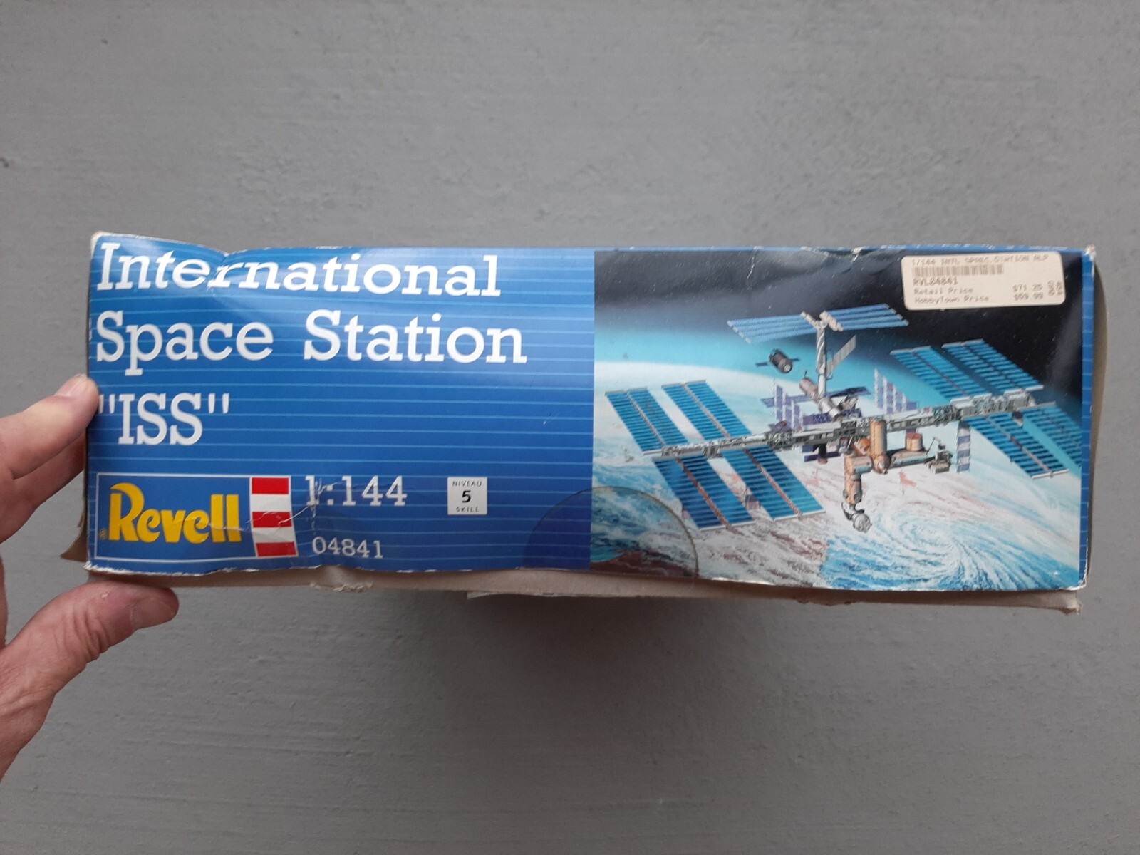Revell Germany RVL 1/144 International Space Station Plastic Model Kit ...
