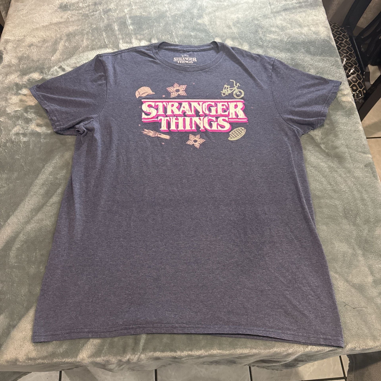 Netflix Men's Stranger Things Pink Logo Short Sleeve … - Gem