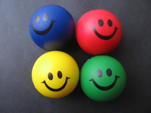 Happy Smiley Face Stress Relief Foam Squeeze Fun Balls x 4 FREE ...