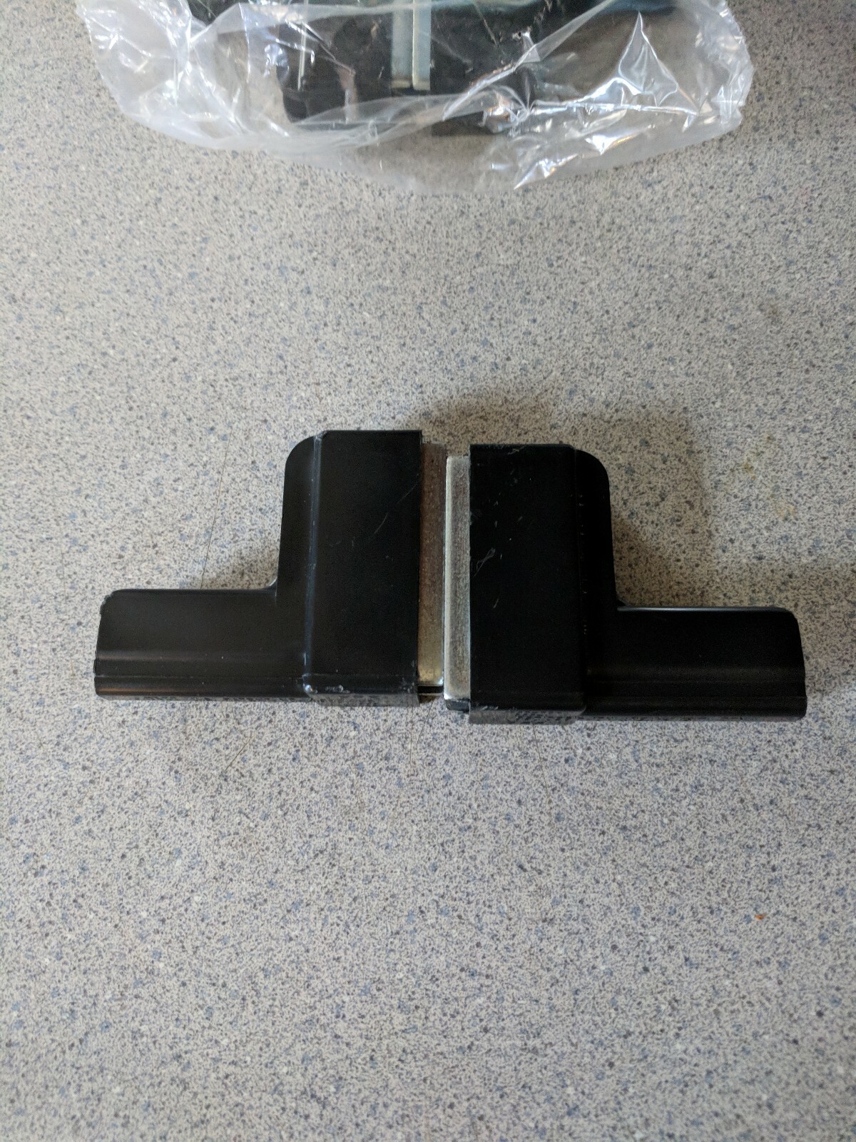 FFR Merchandising 2007585703 RAZZ System Magnetic Base, Black | eBay