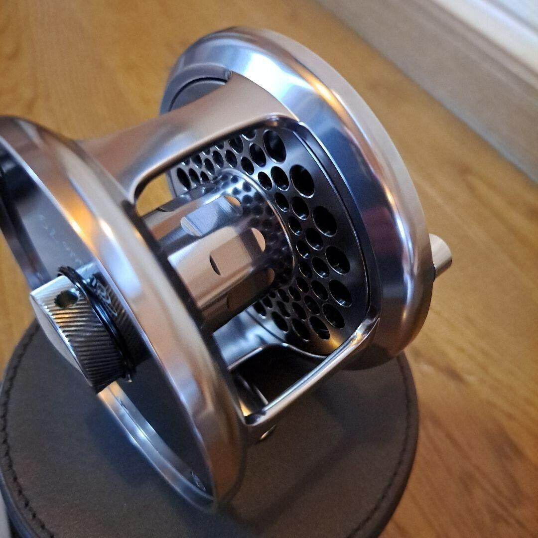 LOOP Classic 7-9 fly reel rare NEW JP New | eBay LOOP Classic 7-9 fly reel rare NEW JP New | eBay