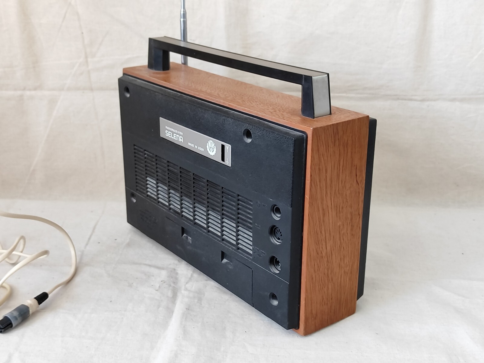 USSR Soviet Russian VINTAGE Transistor Radio Receiver Selena B-215 LW ...