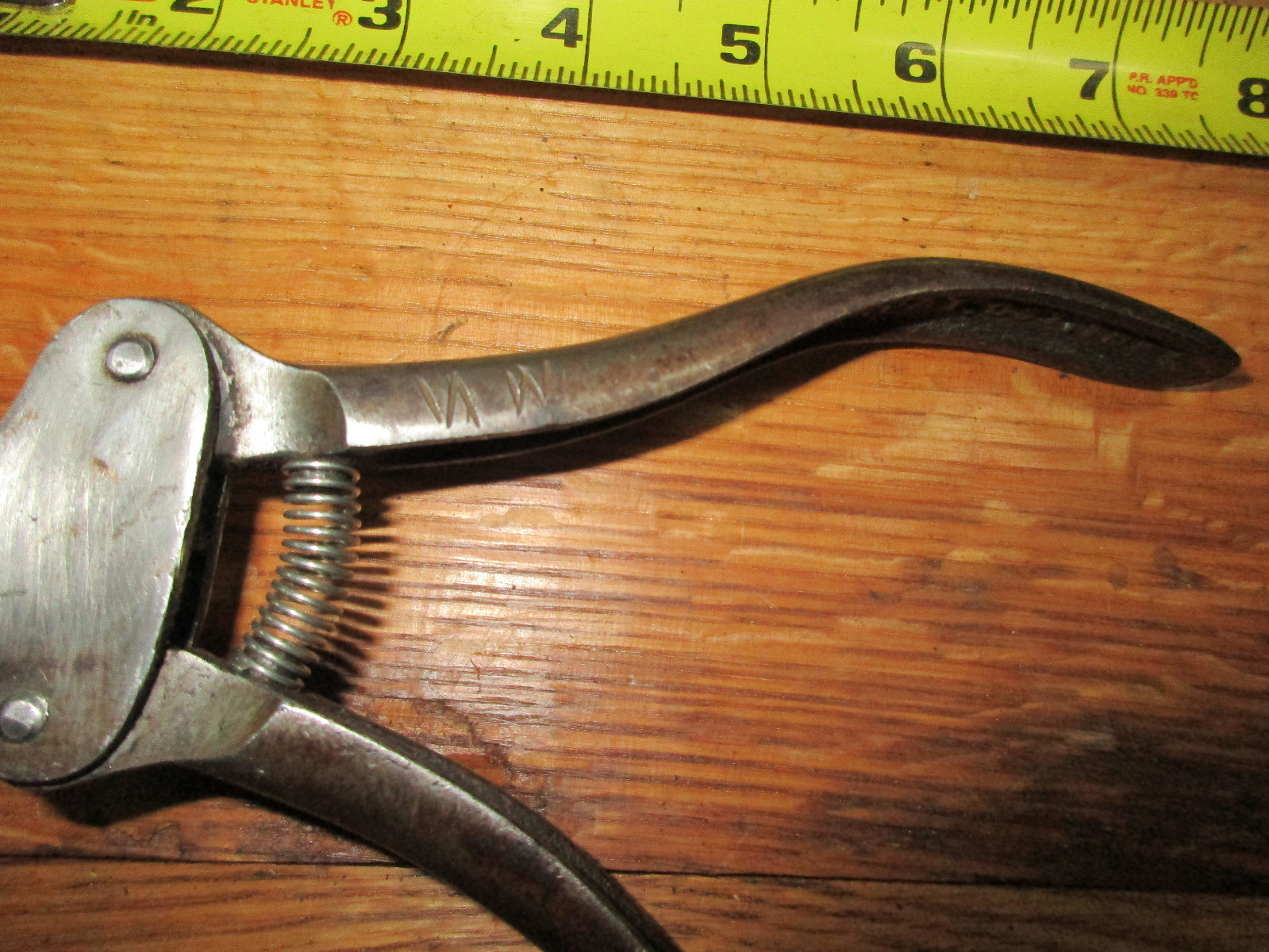 Vintage Saw Tooth Setter Set Swage Saw Crosscut Two man Antique Logging ...