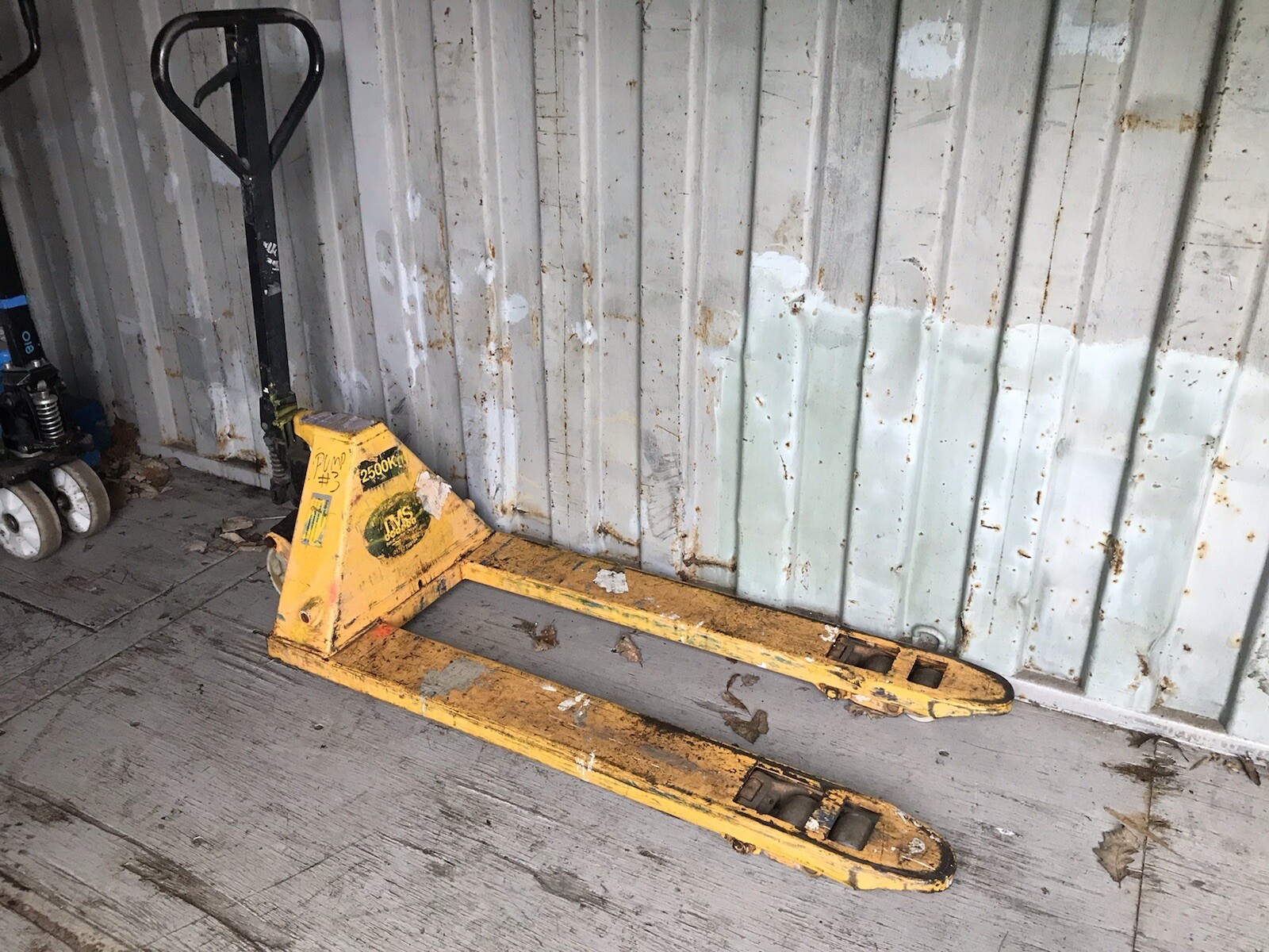 Pallet Truck 2500kg / 2.5t Heavy Duty Euro Pallet Truck - Pump Truck ...