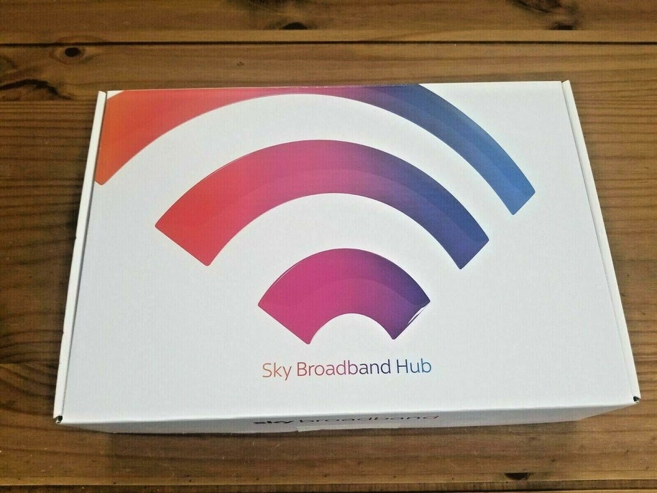Sky Broadband Q Router 4.2 hub WiFi Model SR203 Latest model, BOXED ...