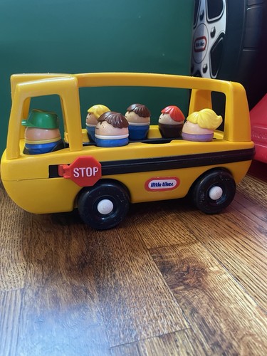 Vintage 1988 Little Tikes Yellow Toy School Bus + 6 Toddle Tots People ...