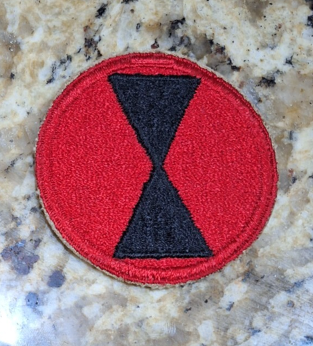 WWII 7th Infantry Division Patch Variation - Red Border | eBay