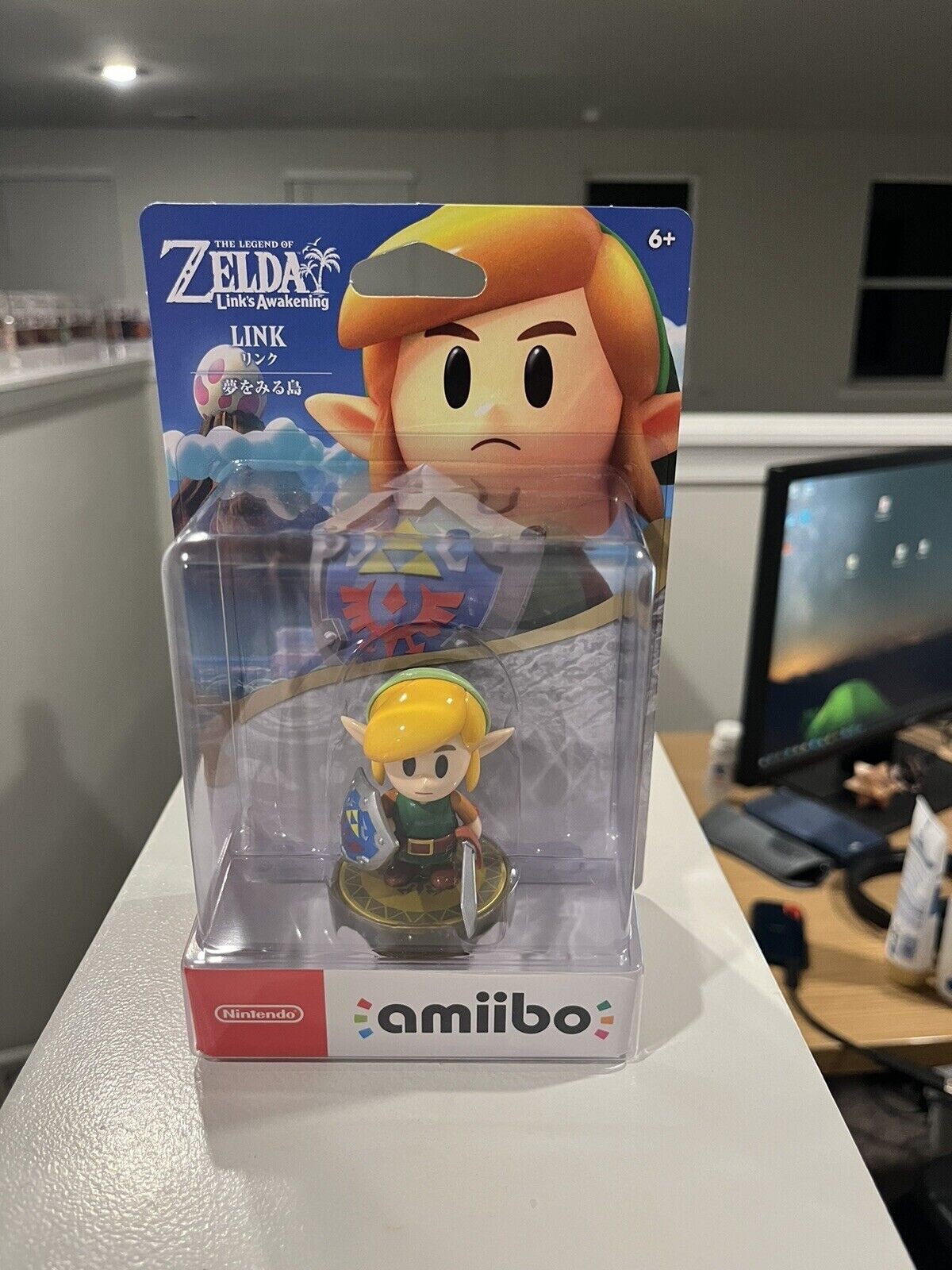Nintendo Legend of Zelda Link (Link's Awakening) Amiibo New, Sealed ...