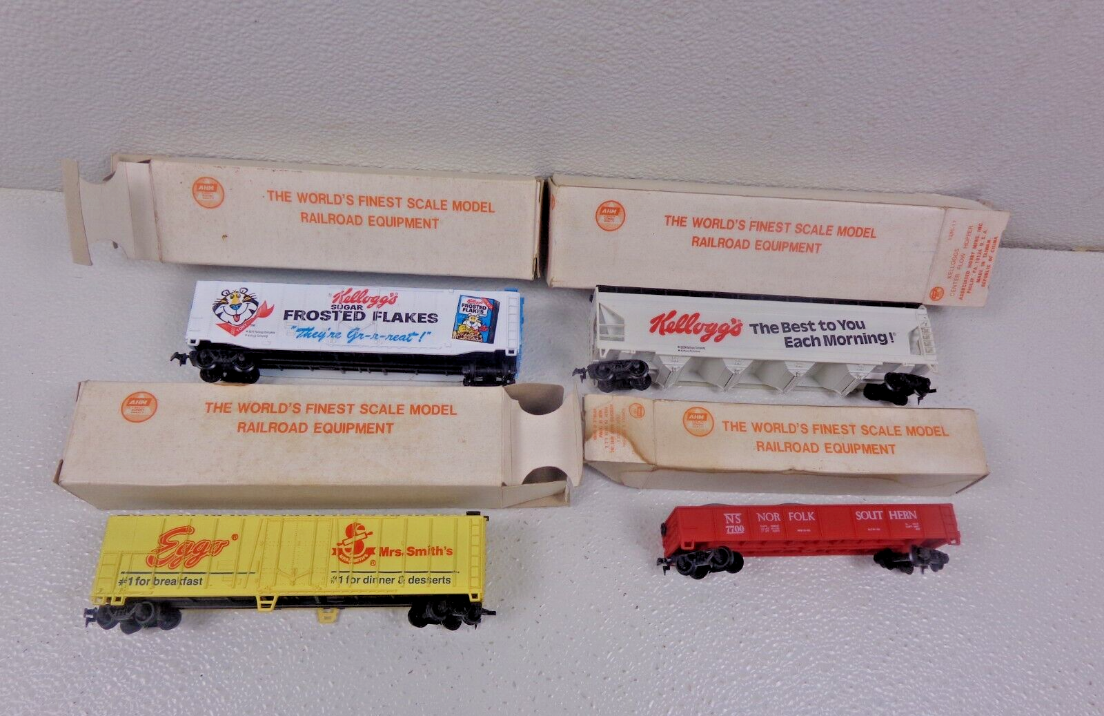 Vintage Huge lot of (30) HO Mixed Freight Cars most w/orig boxes | eBay