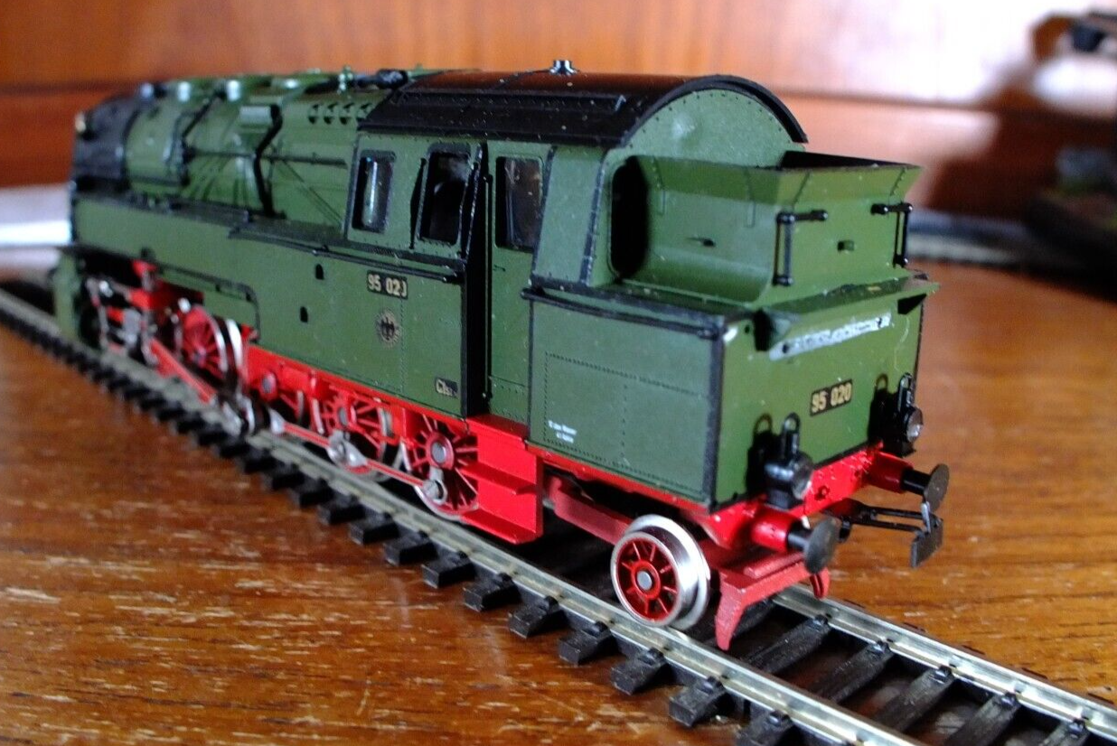 Liliput 9501 HO gauge DR BR 95 / Prussian T20 steam loco in green ...