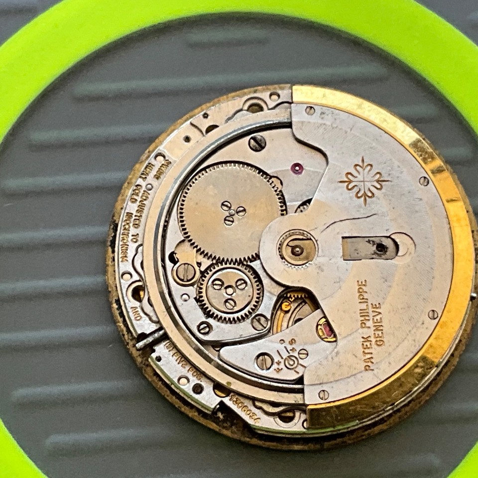 VINTAGE PATEK PHILIPPE NAUTILUS JUMBO 3700 DIAL + MOVEMENT 1977 CAL 25 ...