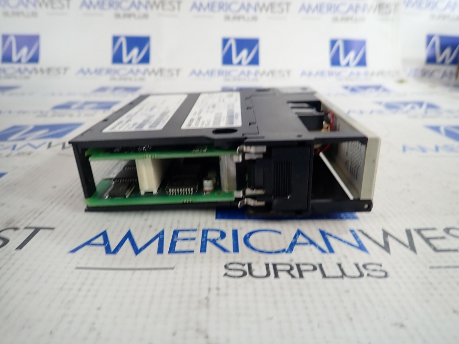ALLEN BRADLEY 1756-L1/A LOGIC 5550 PROCESSOR UNIT 1756-M2/A 1M BYTE ...