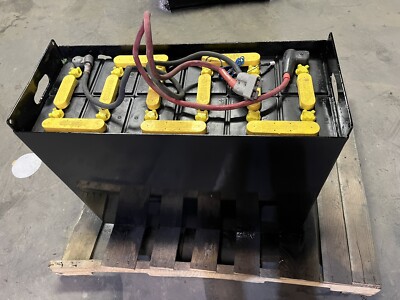 2018 Hawker 24 Volt Battery 12-100-13 Dimensions 30x12x26 | eBay