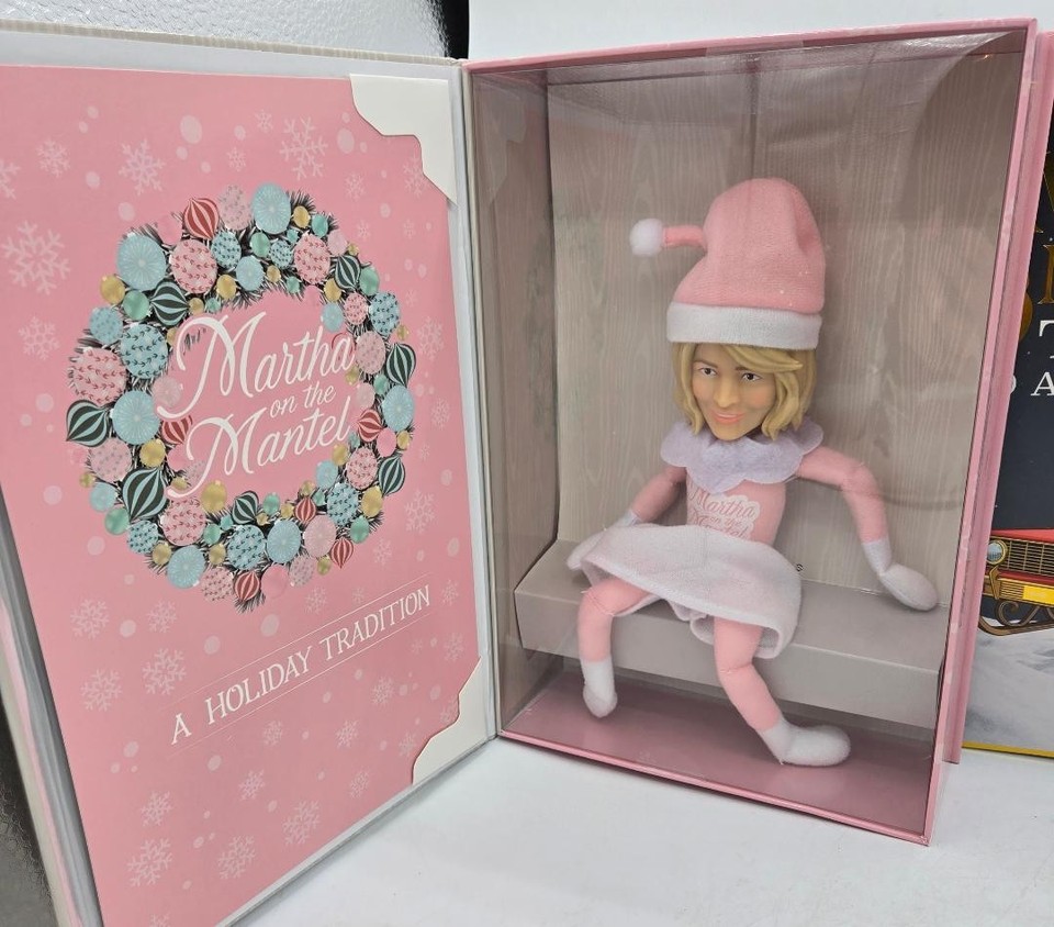 Martha on a Mantle + Snoop On A Stoop Elf Doll BRAND NEW 2025 EDITION ...