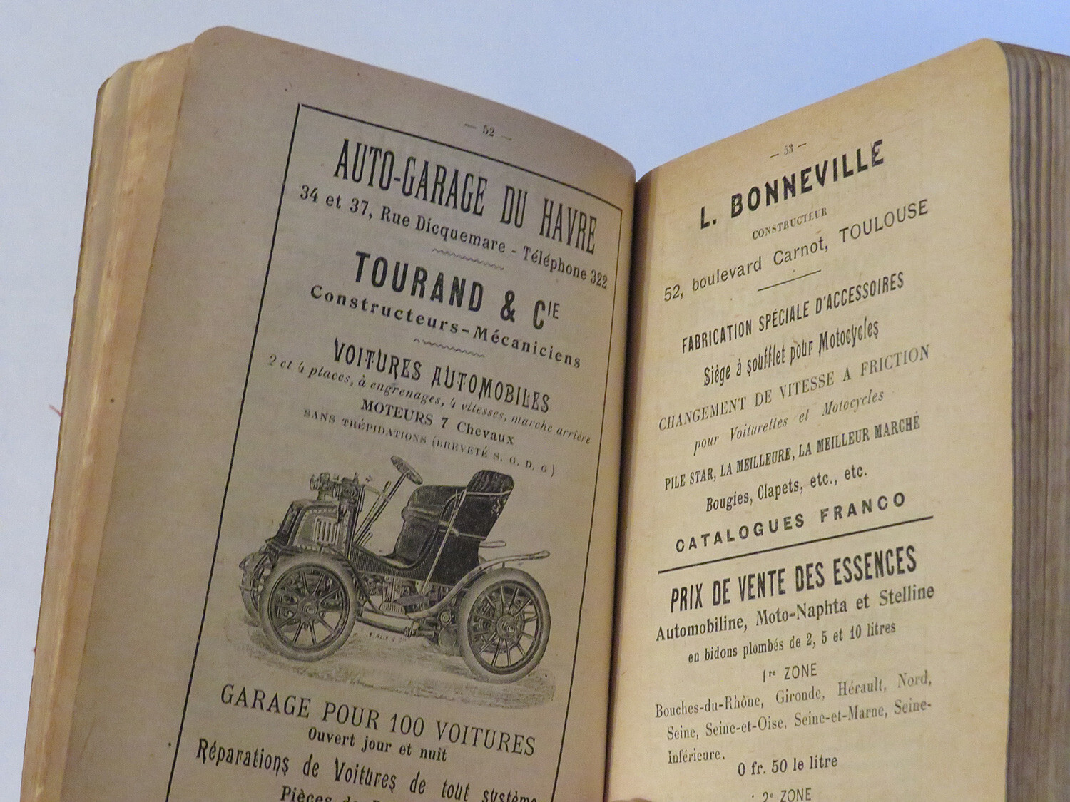 1st edition Michelin Guide 1900 (Guide Michelin 1900). ORIGINAL 125 ...