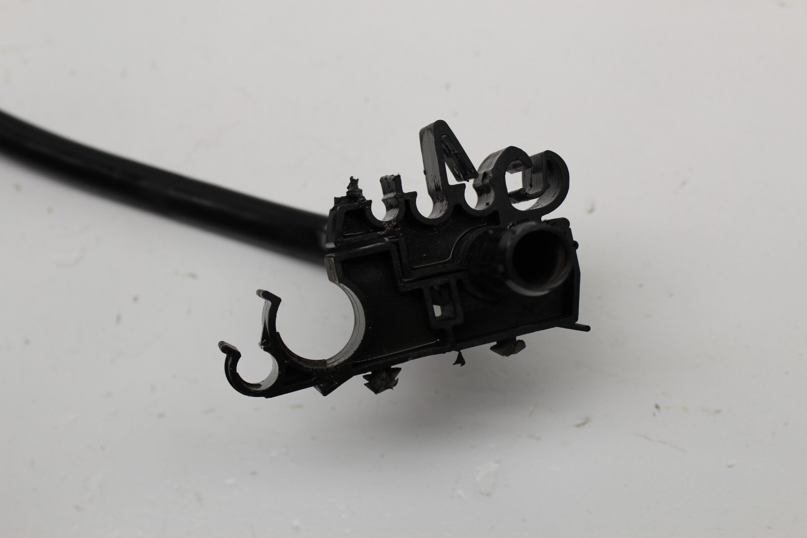 52121313AB DODGE RAM VAPOR CANISTER HARNESS HOLDER ASSY | eBay