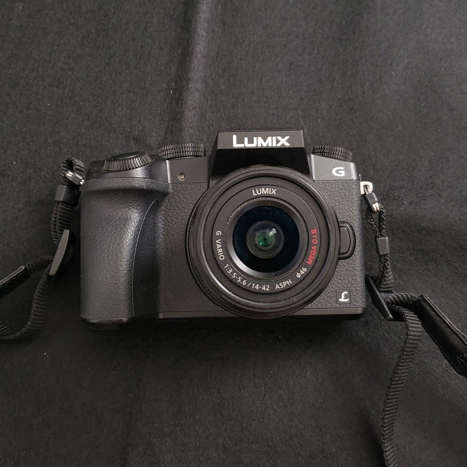 Panasonic Lumix DMC G7 16MP Mirrorless Digital Camera Bundle - Black ...