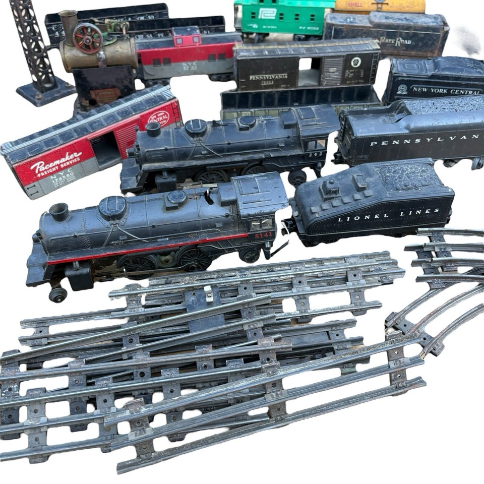 Vintage Lionel Train Collection (16 Items + Extra Tracks) | eBay