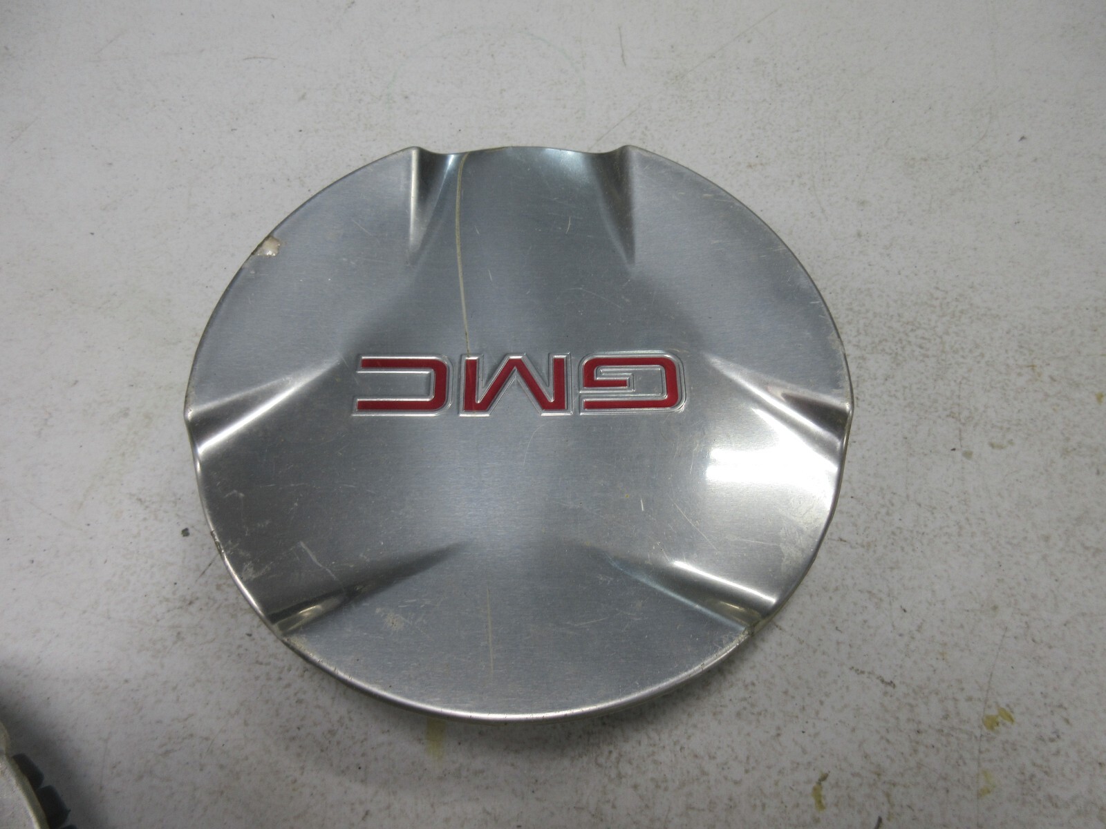 OEM 2006 GMC Envoy Polished Center Cap 9595877 | eBay