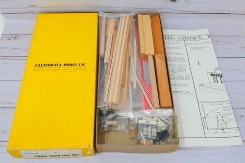 California Model Co. 82, Purina Chow Feed Mill, Building Model Kit, HO ...